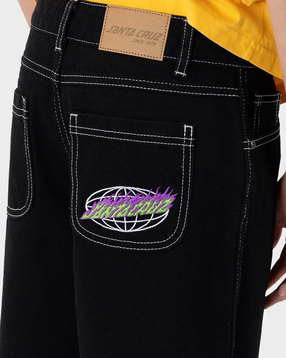 Santa Cruz Global Flame Strip Short - Black – Guys & Girls Surf n Street